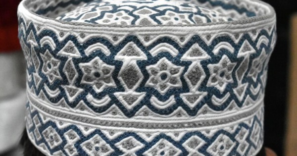 Barkati Topi – Traditional White Prayer Cap for Daily Salah | Islamic ...